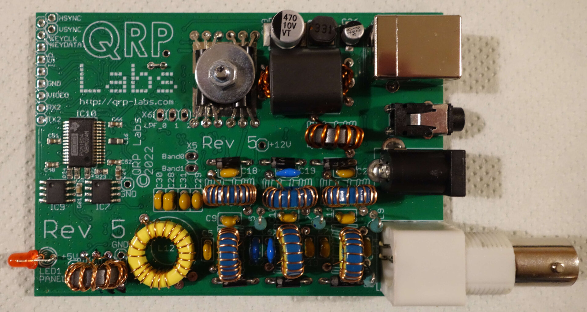 Kit QDX de QRP Labs - transceiver 5W pour les modes numériques